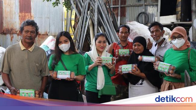 PPP Berbagi Ratusan Paket Telur di Bulan Ramadan