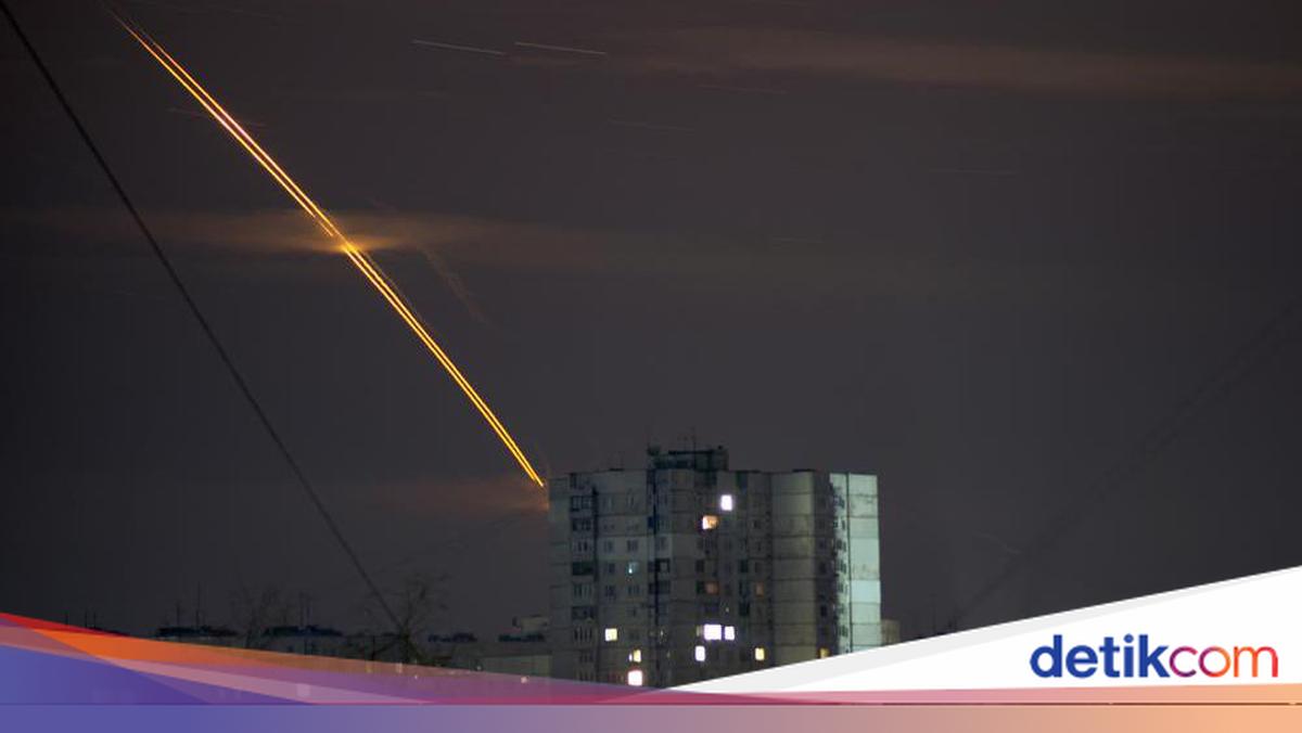 Serangan Rusia Hantam Kota di Ukraina, 31 Orang Termasuk 9 Anak Terluka