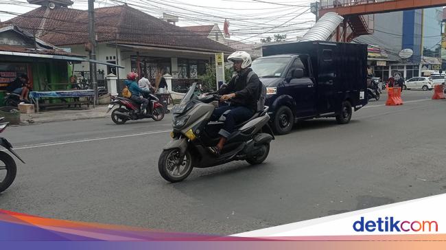 Jalan Rusak yang Bahayakan Pengendara di Gatsu Bandung Sudah Ditambal Jalan Rusak yang Bahayakan Pengendara di Gatsu Bandung Sudah Ditambal