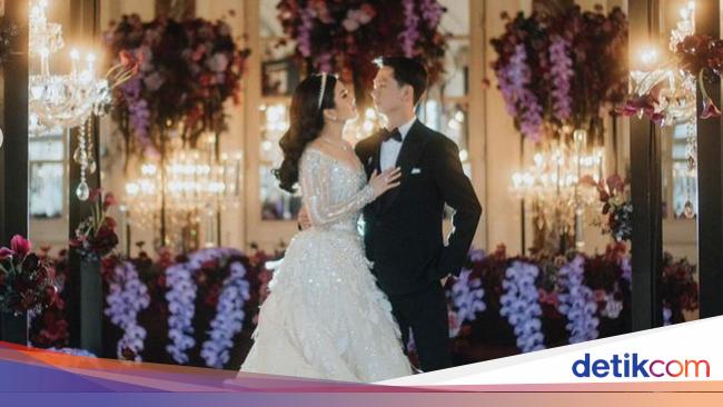 Resepsi Pernikahan Kevin Sanjaya & Valencia Tanoe, Megah Bak Negeri Dongeng