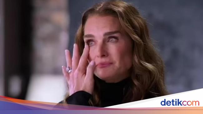 Brooke Shields' Crying Once Played in a Film Without Clothes at the Age ...