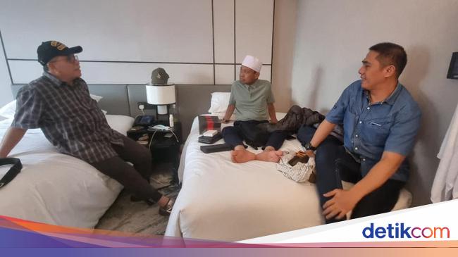 IAS Besuk Ustaz Das'ad yang Dirawat di RS Singapura: Kondisinya Membaik