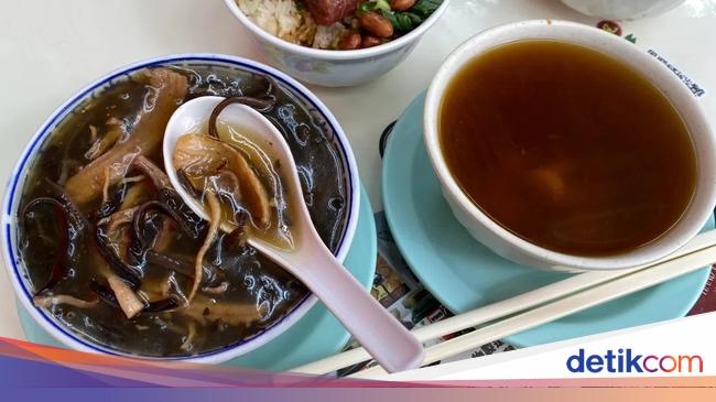 Berani Coba? Sup Ular Berkuah Kental Jadi Menu Jagoan Resto Ini