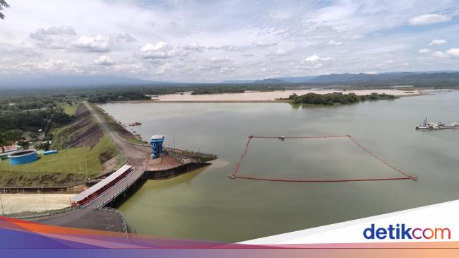 PLTS Apung Senilai Rp 1 T Akan Dibangun di Waduk Gajah Mungkur Wonogiri