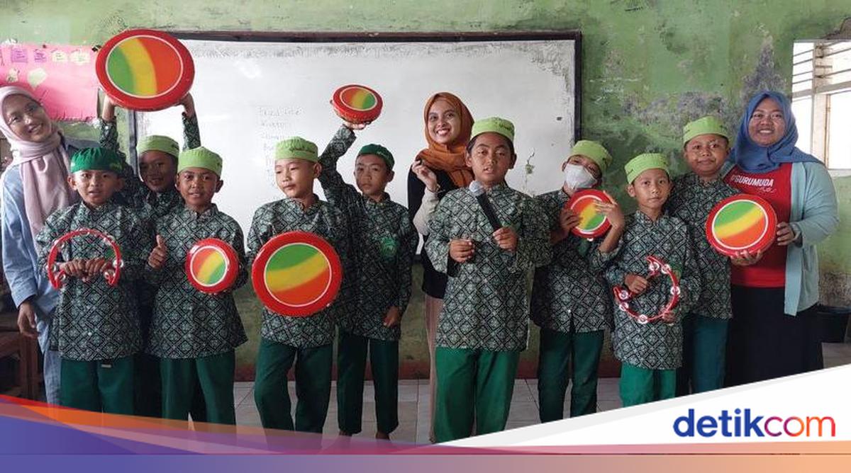 Gembiranya Anak-anak MI Mansyaul Huda Muara Gembong Punya Rebana ...