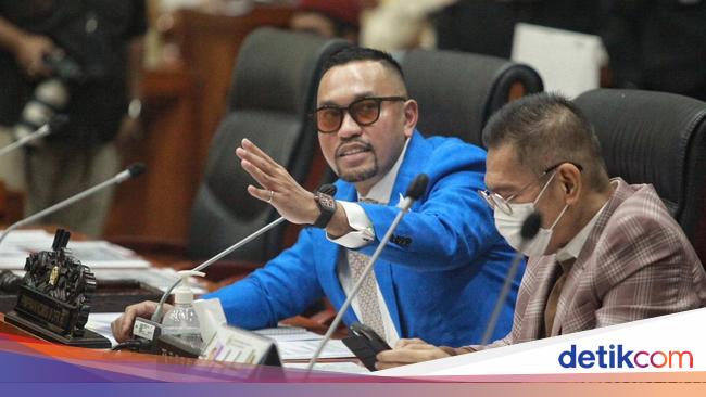 DPR Bakal Rapat Lagi Bareng Mahfud-PPATK dan Sri Mulyani soal Rp 349 T DPR Bakal Rapat Lagi Bareng Mahfud-PPATK dan Sri Mulyani soal Rp 349 T