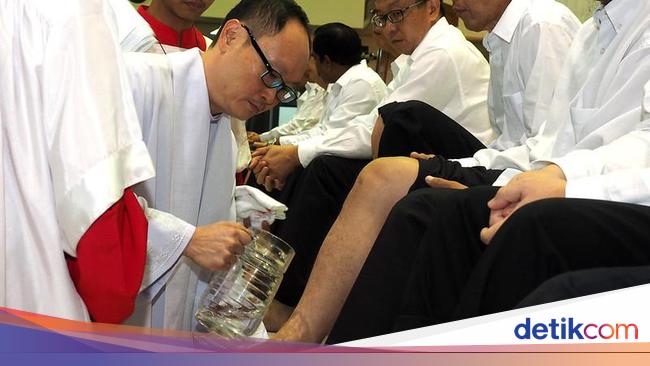 Apa Itu Kamis Putih? Ini Arti, Sejarah serta Rangkaian Perayaannya Apa Itu Kamis Putih? Ini Arti, Sejarah serta Rangkaian Perayaannya