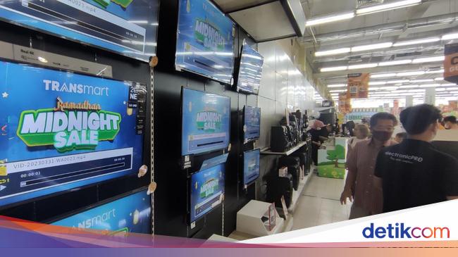 Ramadhan Midnight Sale Transmart Semarang, Daging-Televisi Jadi Primadona