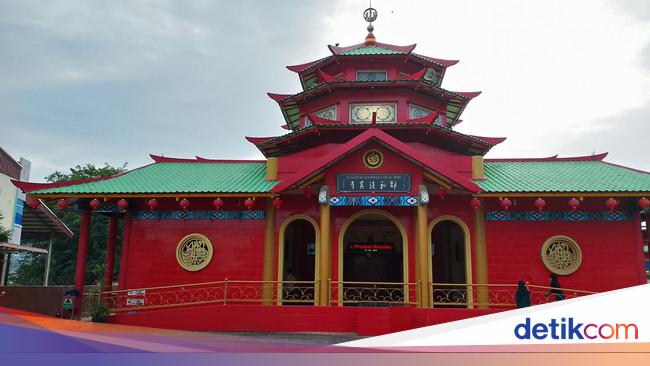 Melihat Keindahan Masjid Cheng Hoo Batam