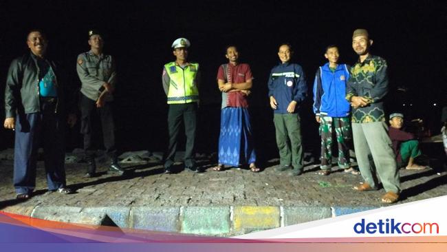 Perang Sarung Timbulkan Korban, Polisi Patroli di Pantai Cupel Perang Sarung Timbulkan Korban, Polisi Patroli di Pantai Cupel