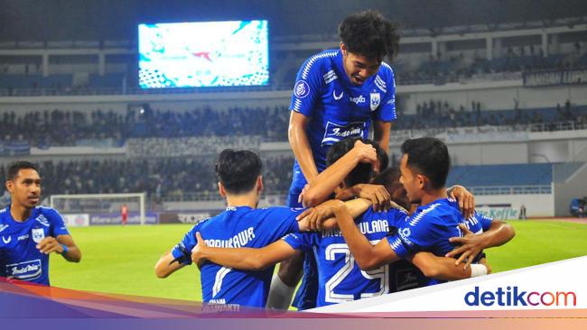 Skor PSIS Vs PSM 1-0 di Menit ke-29, Septian David Robek Gawang Ardiansyah