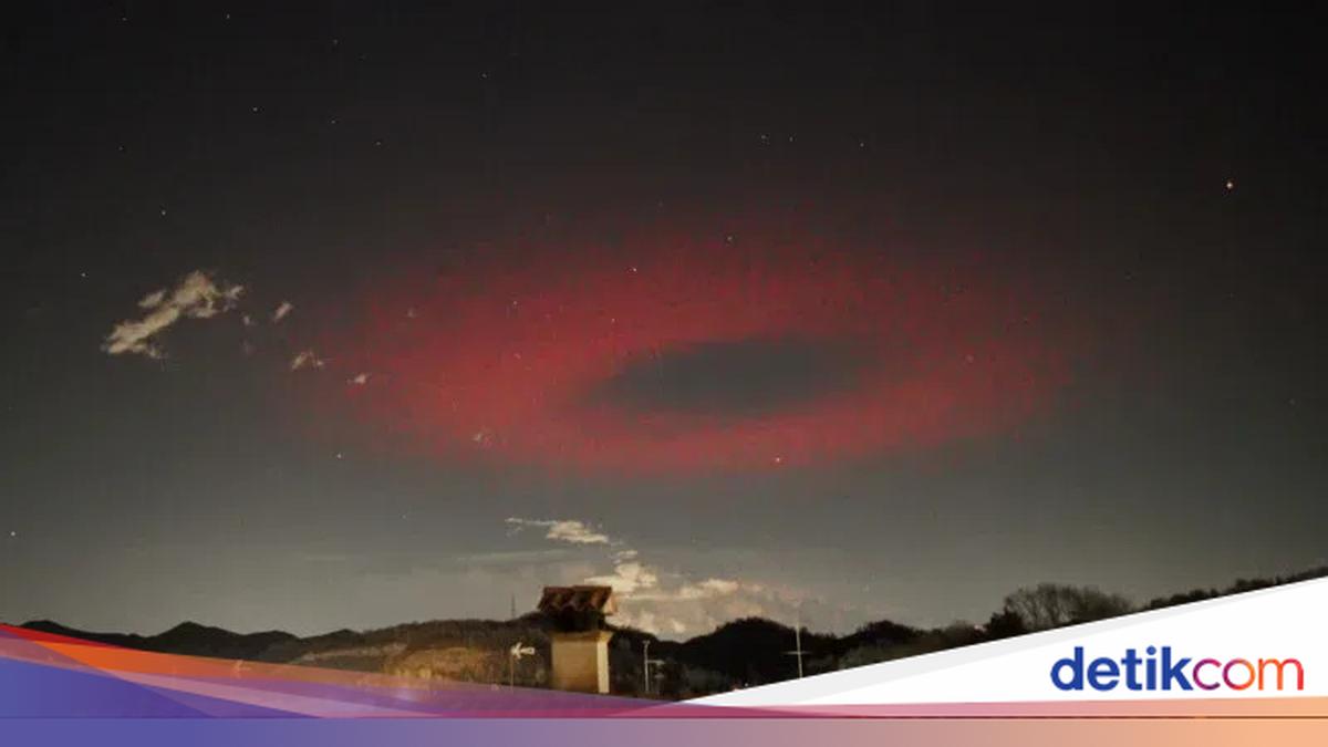 Fenomena Langka Cahaya Cincin Merah Terabadikan