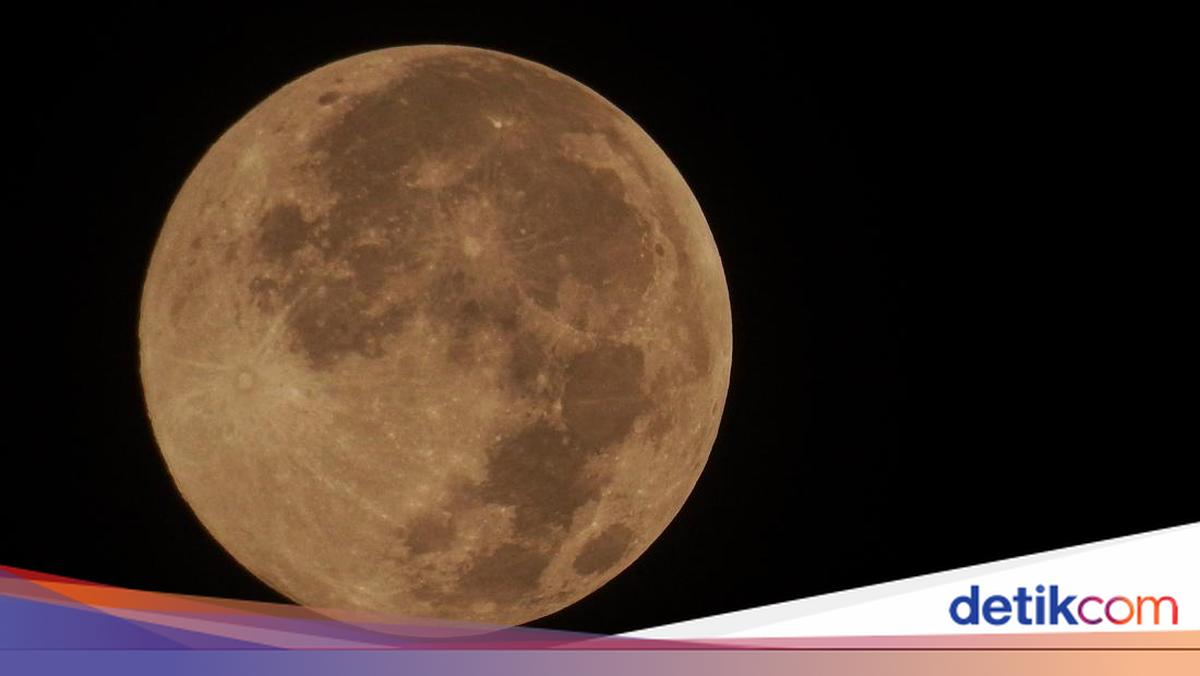 Postingan di FB Klaim Bukti Bulan Pernah Terbelah, Begini Kata NASA