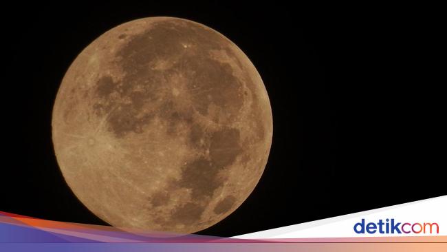 Postingan di FB Klaim Bukti Bulan Pernah Terbelah, Begini Kata NASA