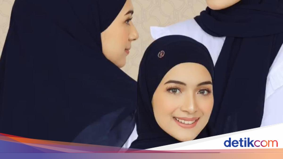 4 Tutorial Hijab Segi Empat Instan Simpel Tanpa Jarum Pentul untuk Bukber