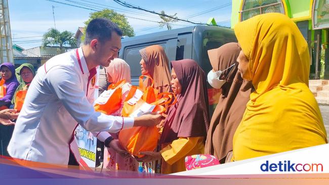 Semringah Warga Kurang Mampu Bojonegoro Digelontor Bansos Ramadhan