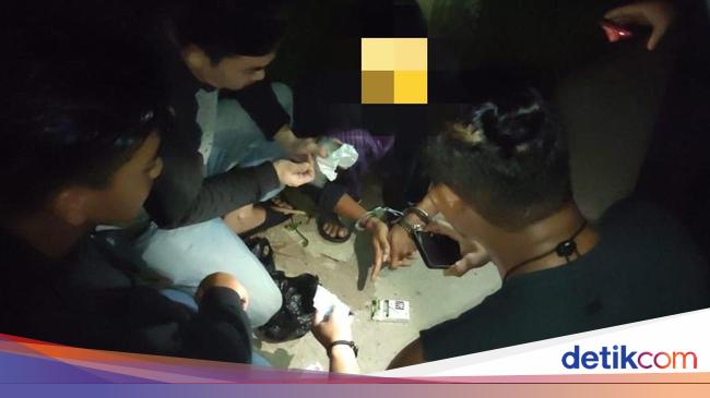 Jadi Kurir Sabu, Seorang Pelajar di Bintan Ditangkap Polisi Jadi Kurir Sabu, Seorang Pelajar di Bintan Ditangkap Polisi