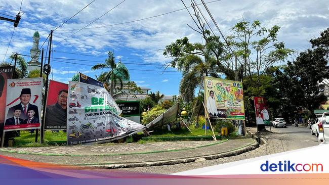 Baliho Parpol Langgar Aturan dan Tidak Bayar Pajak Menjamur di Bone