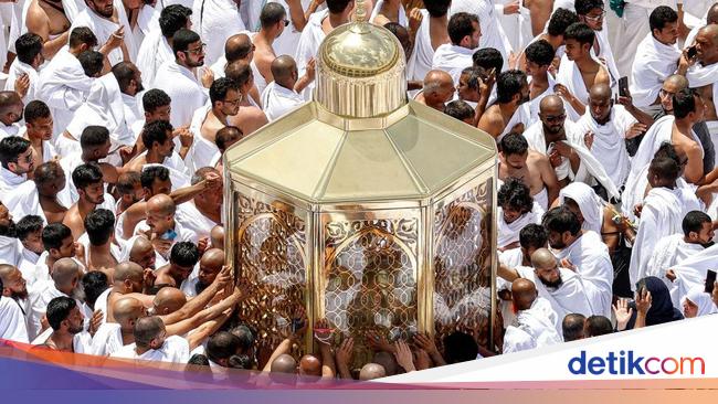 Haji: Pengertian, Hukum, Syarat Wajib dan Rukun Haji Haji: Pengertian, Hukum, Syarat Wajib dan Rukun Haji