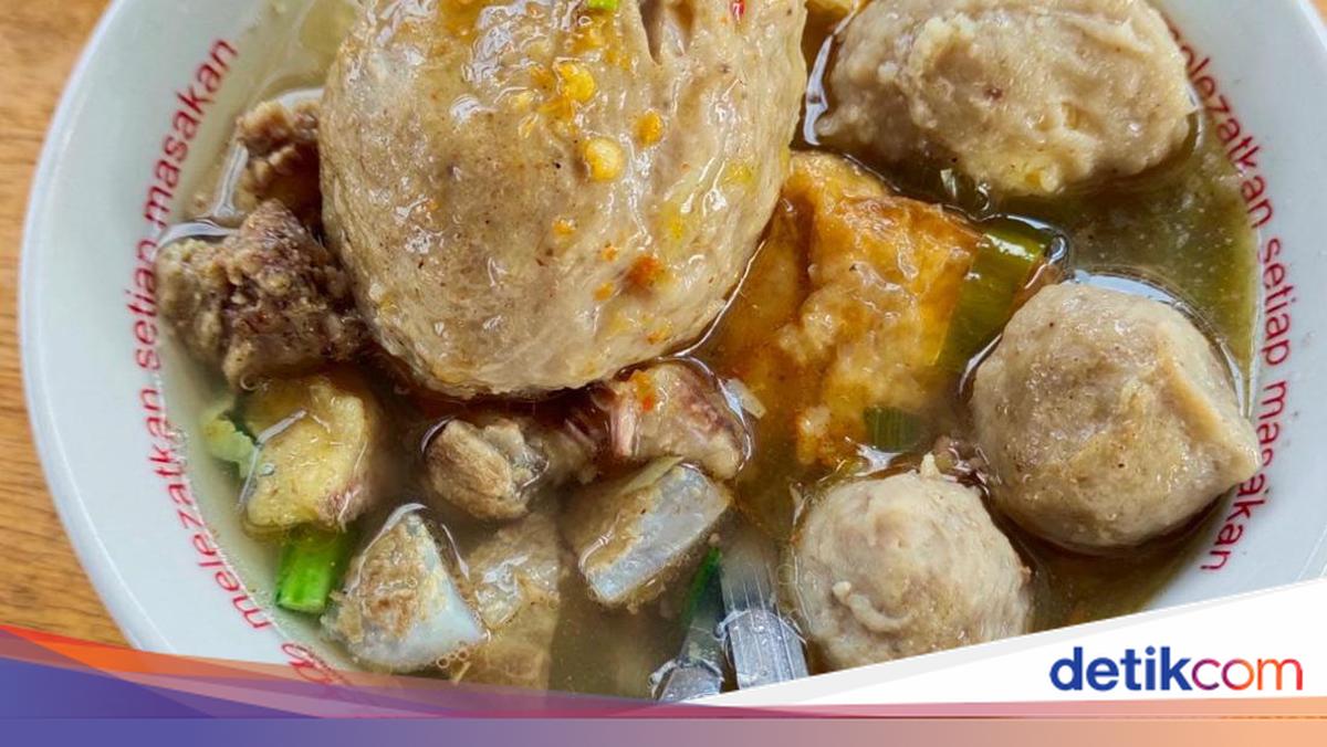 2 Bakso Mantul di Bojonegoro, Topping Tetelan hingga Pangsit Goreng