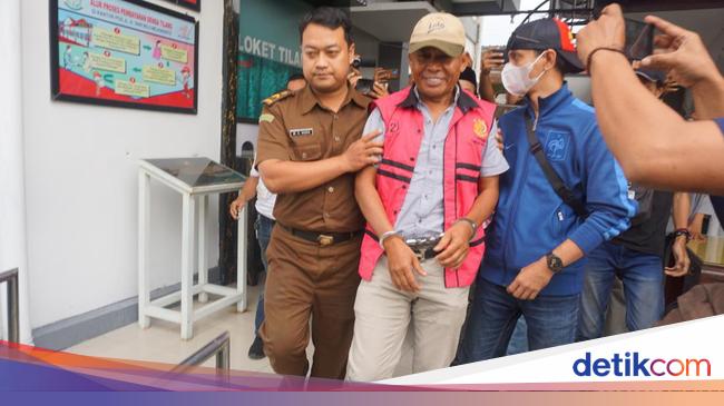 Kades Lolawang Mojokerto yang Korupsi Rp 1 M Akhirnya Dijemput Paksa