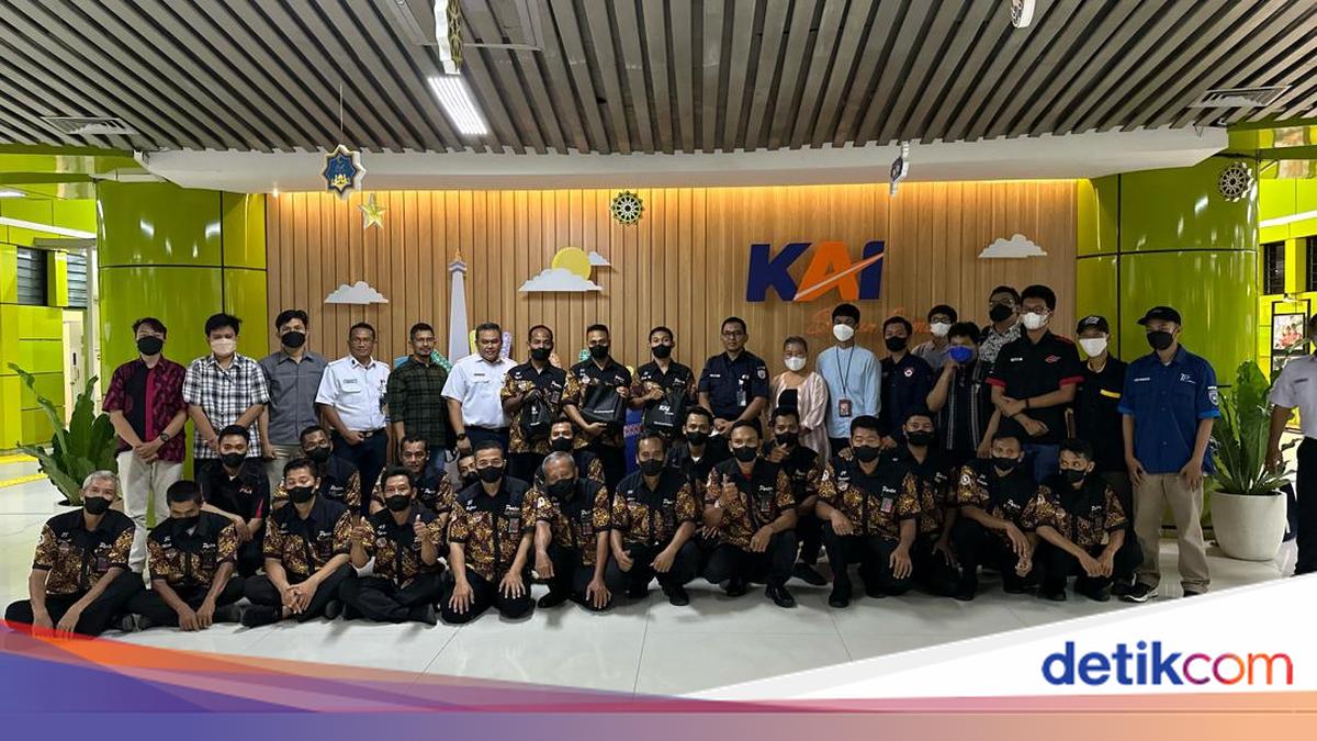 KAI Services Gelar Buka Bersama Bareng 500 Porter di 5 Stasiun