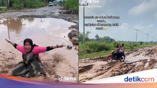 10 Potret Jalan di Lampung yang Rusak Parah, Sudah Mirip Waterboom