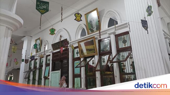 Mengenal Mbah Priok, Sosok di Balik Nama Tanjung Priok