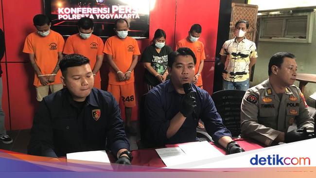 Pasutri di Jogja Jajakan Gadis Belia Via MiChat, Segini Tarifnya Sekali Kencan