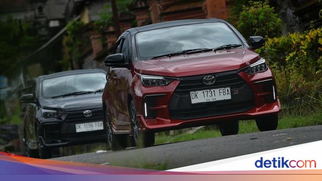 Toyota Agya GR Sport Ketinggalan Jauh dari Honda Brio RS