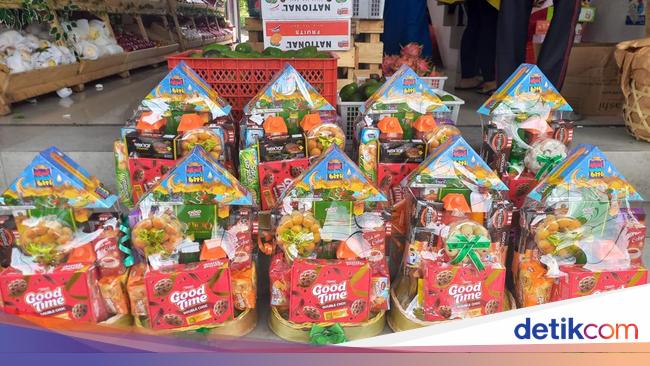 Tren Parsel Lebaran: Dulu yang Laris Buah, Sekarang Snack