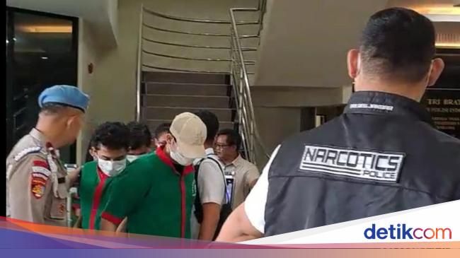 Polisi Telusuri Kemungkinan Artis Lain Jaringan Pemasok Sabu ke Hud Filbert