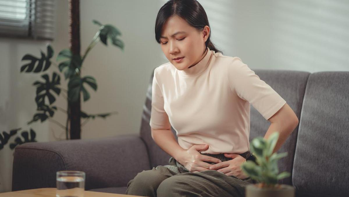 18 Cara Mengatasi Sakit Perut Secara Alami dan Bantuan Obat, Ada Teh Jahe