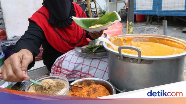 Lontong Roomo, Makanan Legendaris di Gresik Sejak Zaman Sunan Giri Lontong Roomo, Makanan Legendaris di Gresik Sejak Zaman Sunan Giri