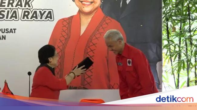 Mega ke Ganjar: Awas Kalau Nggak Ngomong Petugas Partai, Untung Nurut Mega ke Ganjar: Awas Kalau Nggak Ngomong Petugas Partai, Untung Nurut