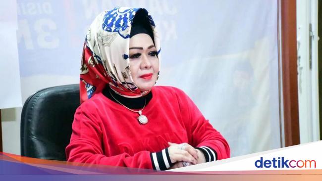 KPK Usut Harta Kadinkes Lampung Reihana yang Kerap Pamer Barang Mewah KPK Usut Harta Kadinkes Lampung Reihana yang Kerap Pamer Barang Mewah