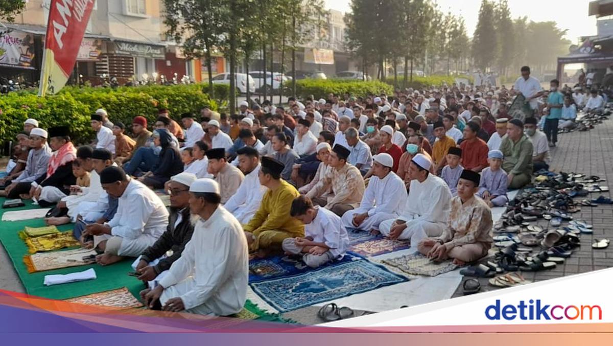 Tata Cara Sholat Id Idul Fitri Lengkap dengan Hukum Melaksanakannya