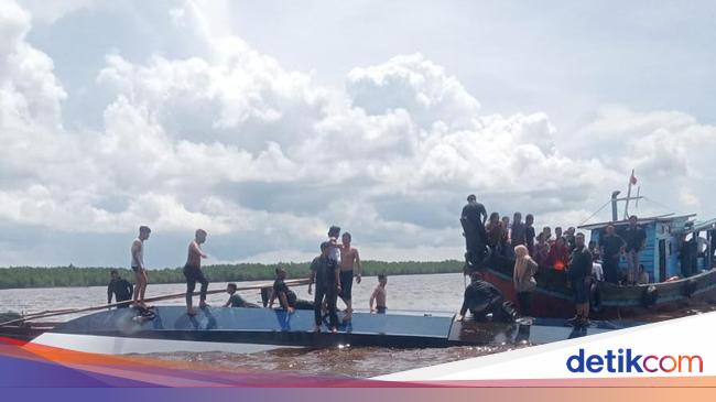Kapal Evelyn Angkut Puluhan Penumpang Tujuan Kepri Kecelakaan di Inhil Kapal Evelyn Angkut Puluhan Penumpang Tujuan Kepri Kecelakaan di Inhil