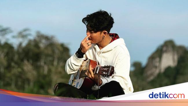 5 Lagu Tri Suaka Paling Hit serta Liriknya