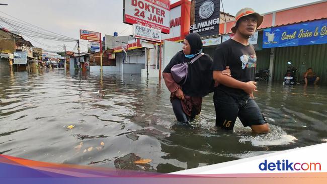 Perumahan Taman Asri Tangerang Sempat Banjir hingga 1 Meter