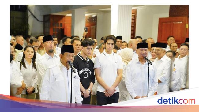 Gabung Gerindra, Intip Gaya Al Ghazali Makan Bareng Prabowo dan Keluarga