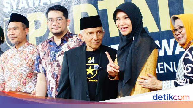 Amien Rais Ungkap Karier Politik Hanafi-Mumtaz Kini, Hanum Mundur dari PAN