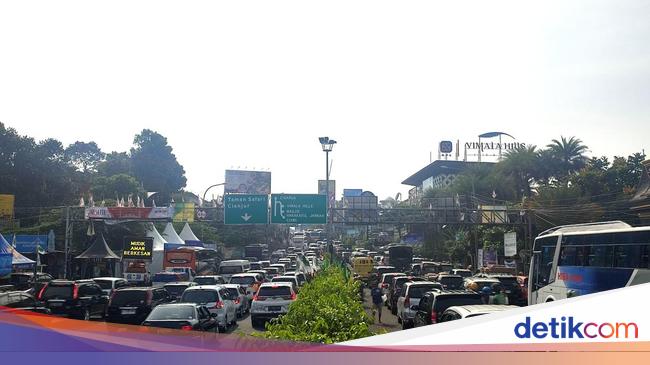 Volume Kendaraan Naik, One Way Arah Puncak Bogor Diterapkan Pagi Ini