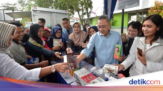 Pasar Murah Sleman Diserbu Emak-emak Pasar Murah Sleman Diserbu Emak-emak