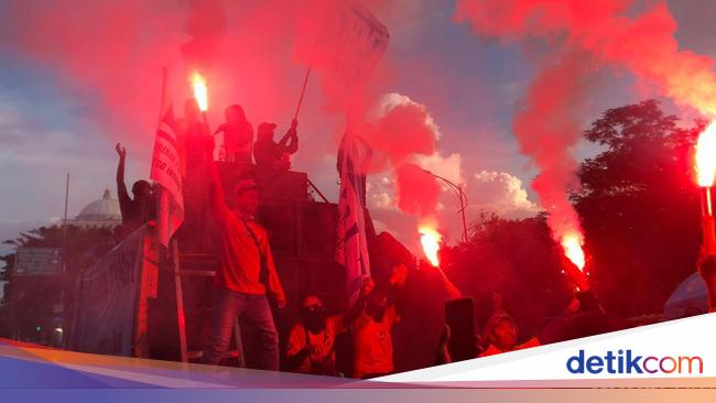 Viral Konvoi Bermotor Nyalakan Flare di Depok, Polisi Tingkatkan Patroli