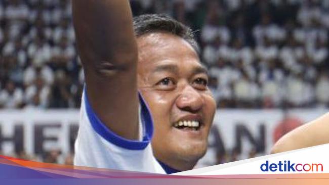 Anggota DPR Gerindra Aktivis Buruh Bicara soal 'Buruh Go Politics' Anggota DPR Gerindra Aktivis Buruh Bicara soal 'Buruh Go Politics'