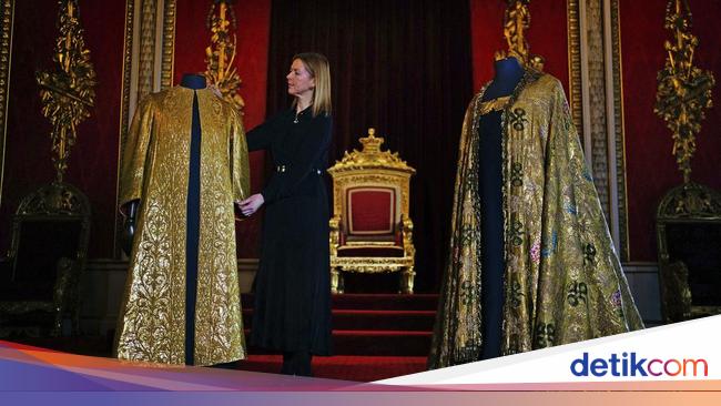 Penampakan Jubah Bersejarah untuk Penobatan Raja Charles III