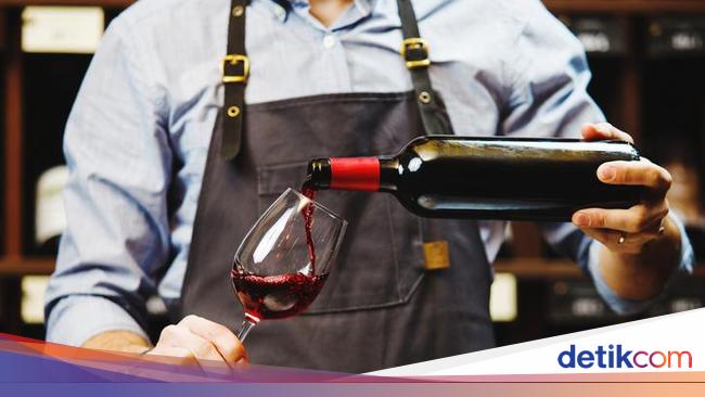 Jangan Sampai Salah, Begini Cara Minum Wine yang Benar