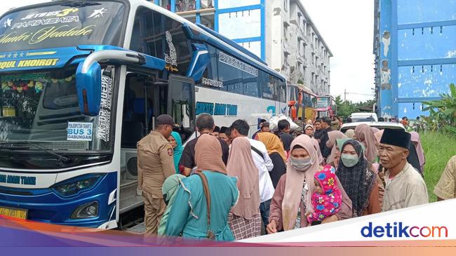 265 Pengungsi Syiah Kembali ke Kampung Halaman di Sampang