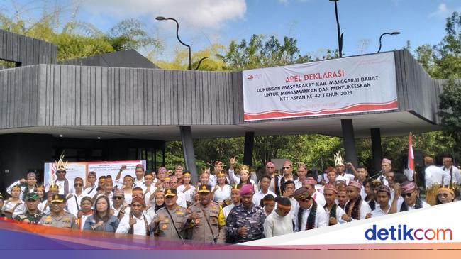 Sambut KTT ASEAN, Warga Labuan Bajo Siap Jadi Tuan Rumah yang Baik Sambut KTT ASEAN, Warga Labuan Bajo Siap Jadi Tuan Rumah yang Baik